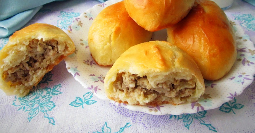 Пирожки с мясом и картошкой в духовке рецепт с фото - 1000.menu